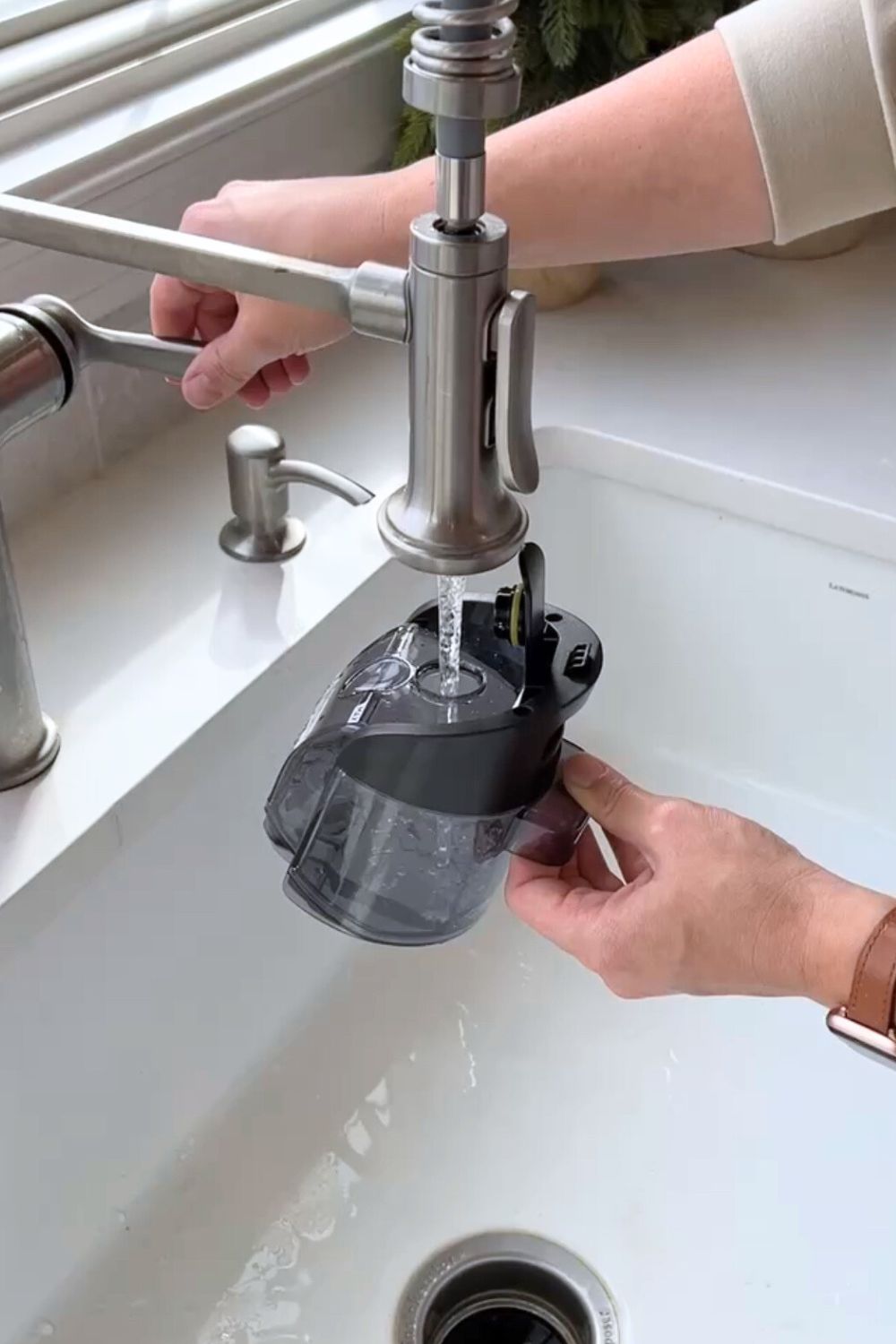 Guide to the Best Vacuum Mop Combo for Your Home - Arched Manor